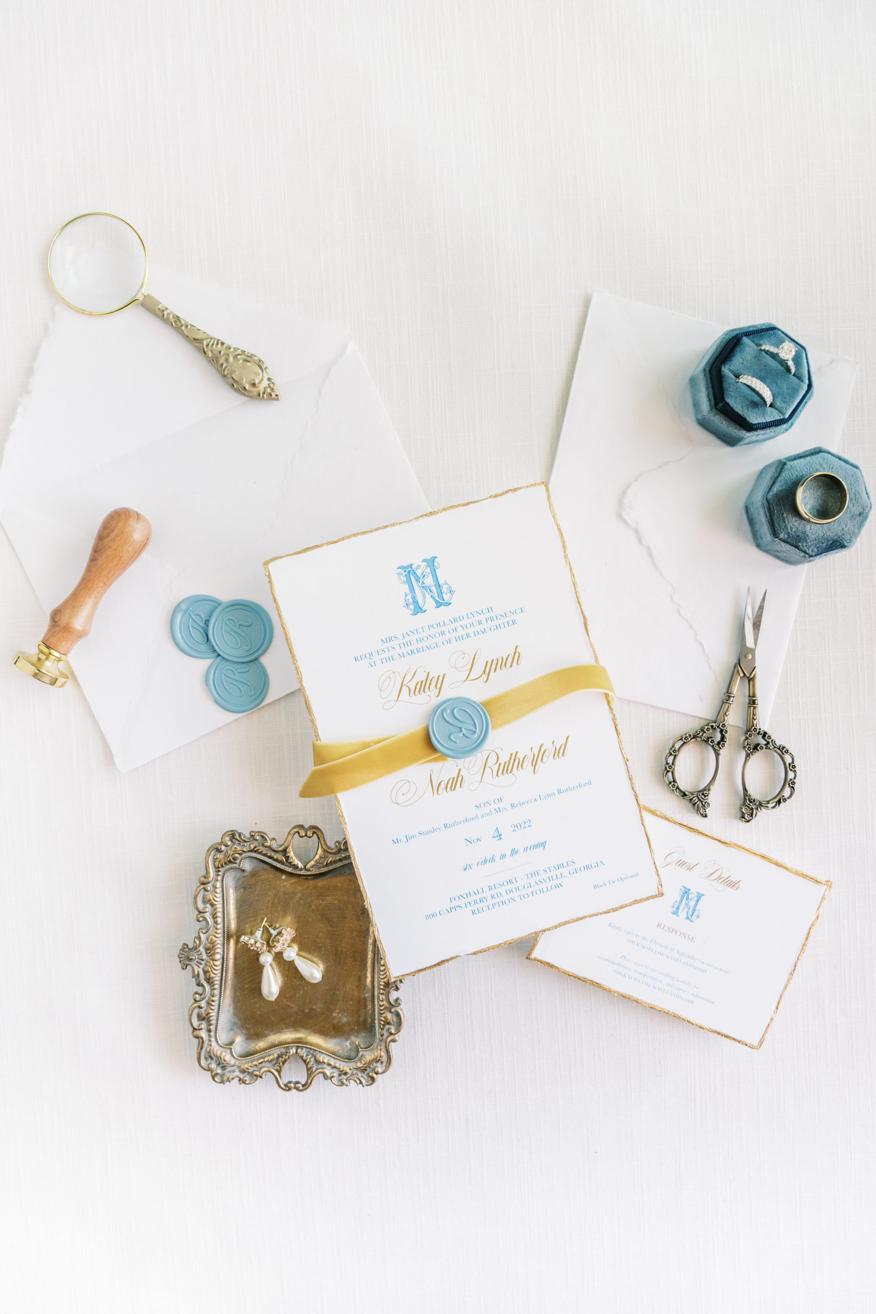 Katey + Noah | Foxhall Resort Wedding | gabbiemesserphotography.com