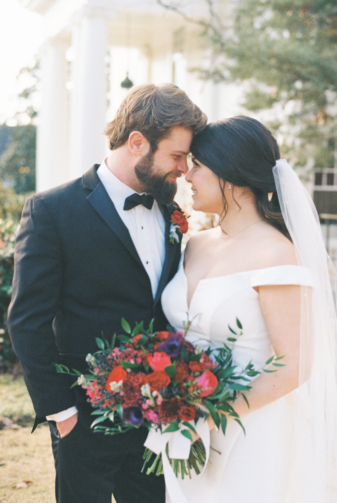 Darcy + Garrett | The Donnelly House Wedding | gabbiemesserphotography.com